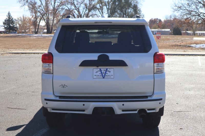 2011 Toyota 4Runner Photos