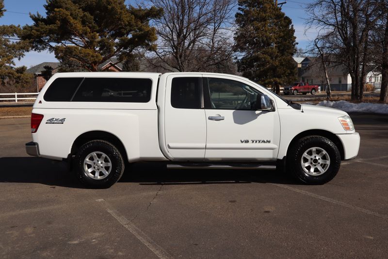 2006 Nissan Titan Photos