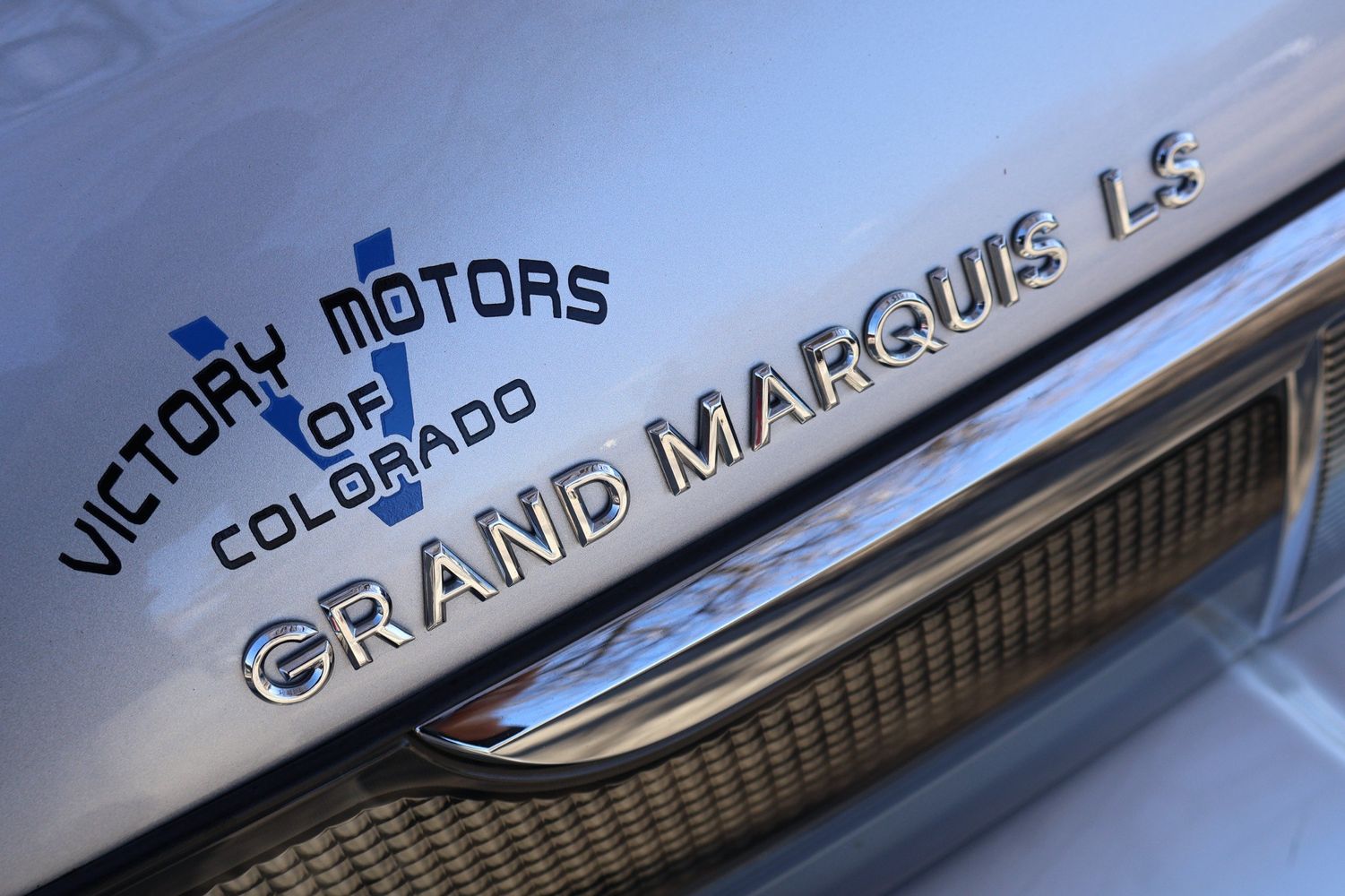 2010 Mercury Grand Marquis LS | Victory Motors of Colorado