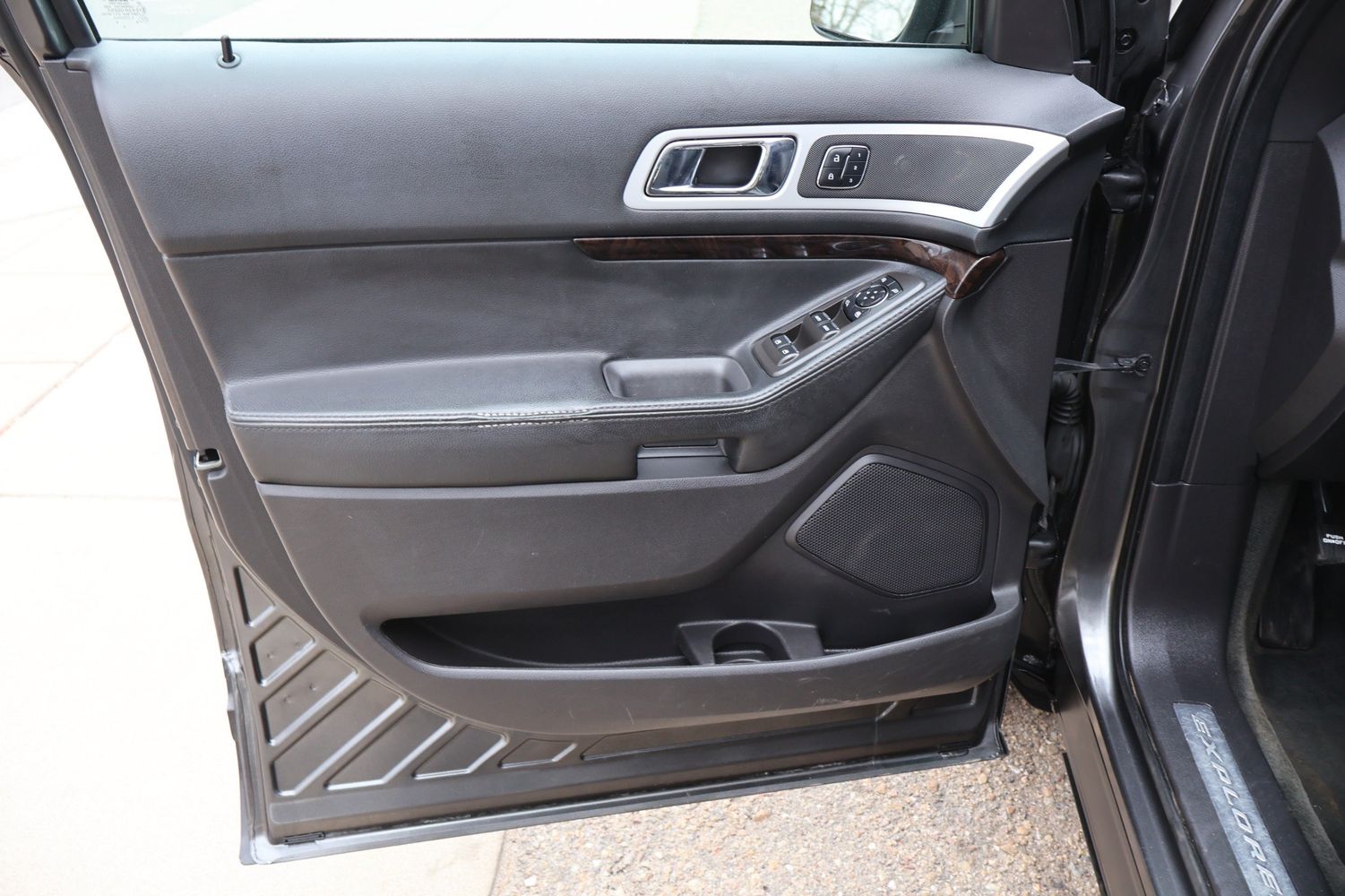 2015 Ford Explorer Limited | Victory Motors of Colorado