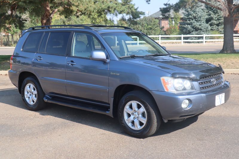 2002 Toyota Highlander Photos