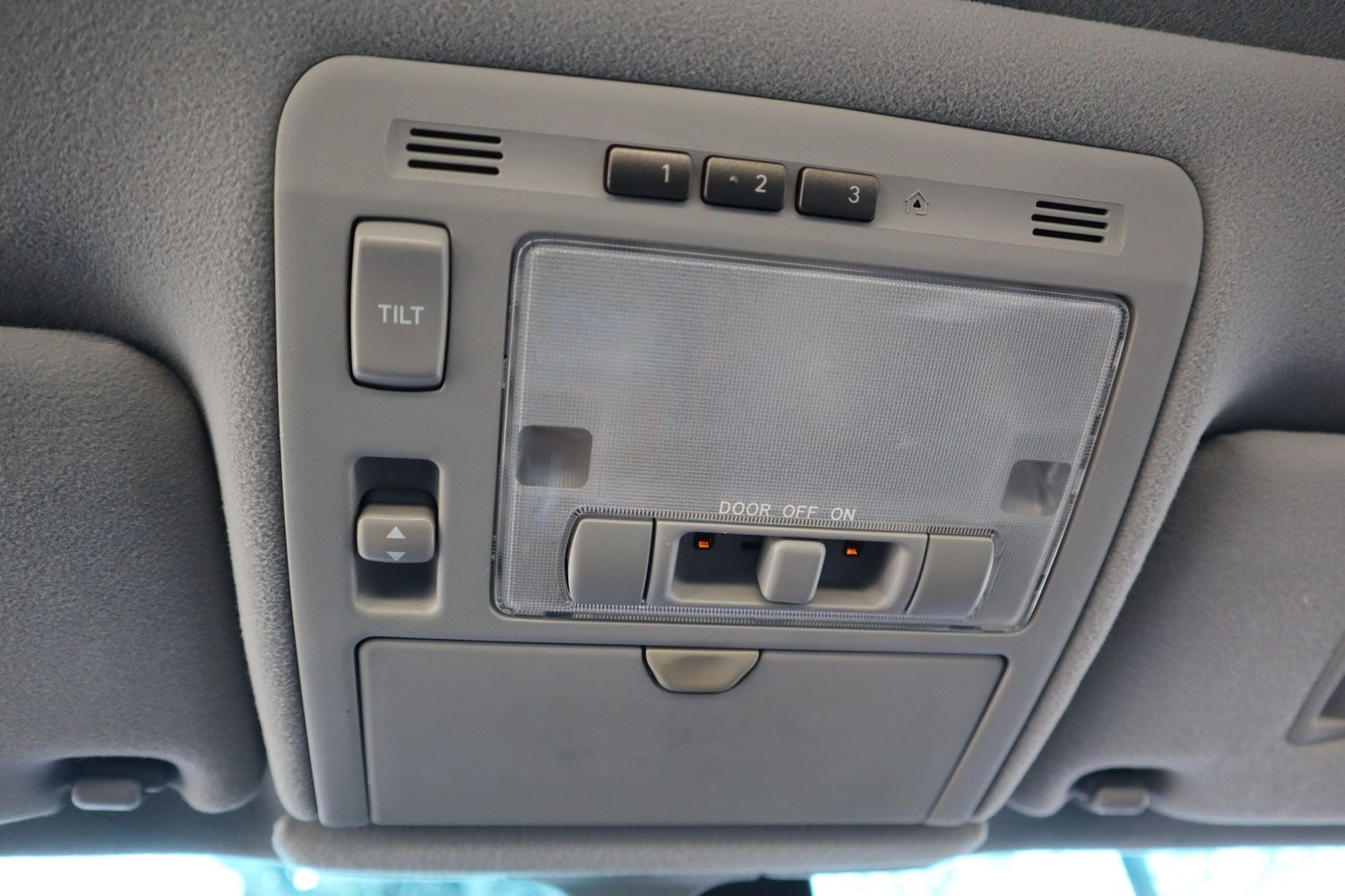 2004 Lexus LS 430 Base | Victory Motors of Colorado