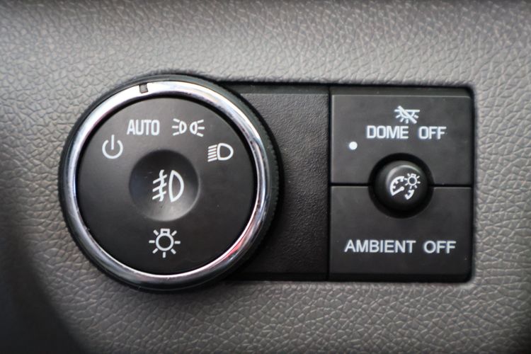 2015 Chevrolet Traverse LT | Victory Motors of Colorado