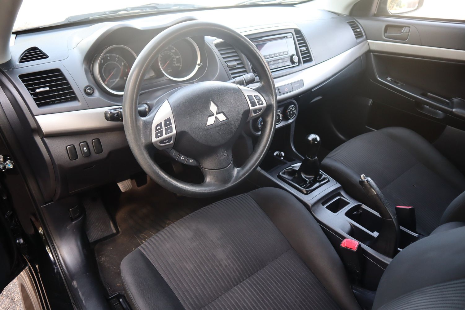2015 Mitsubishi Lancer ES | Victory Motors of Colorado