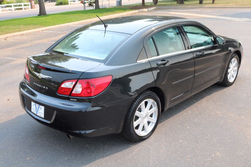 2007 Chrysler Sebring Photos