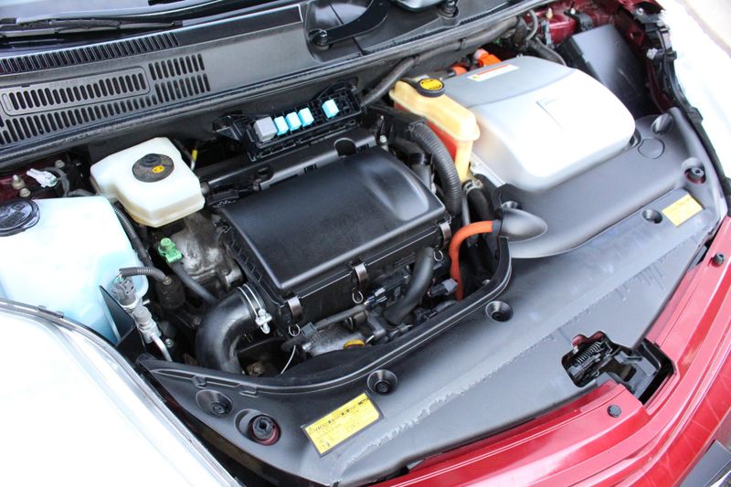 2004 Toyota Prius Photos