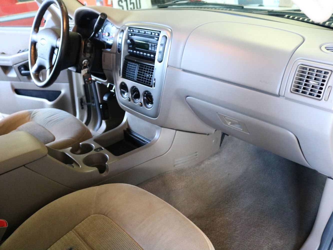 2005 Ford Explorer XLT | Victory Motors of Colorado