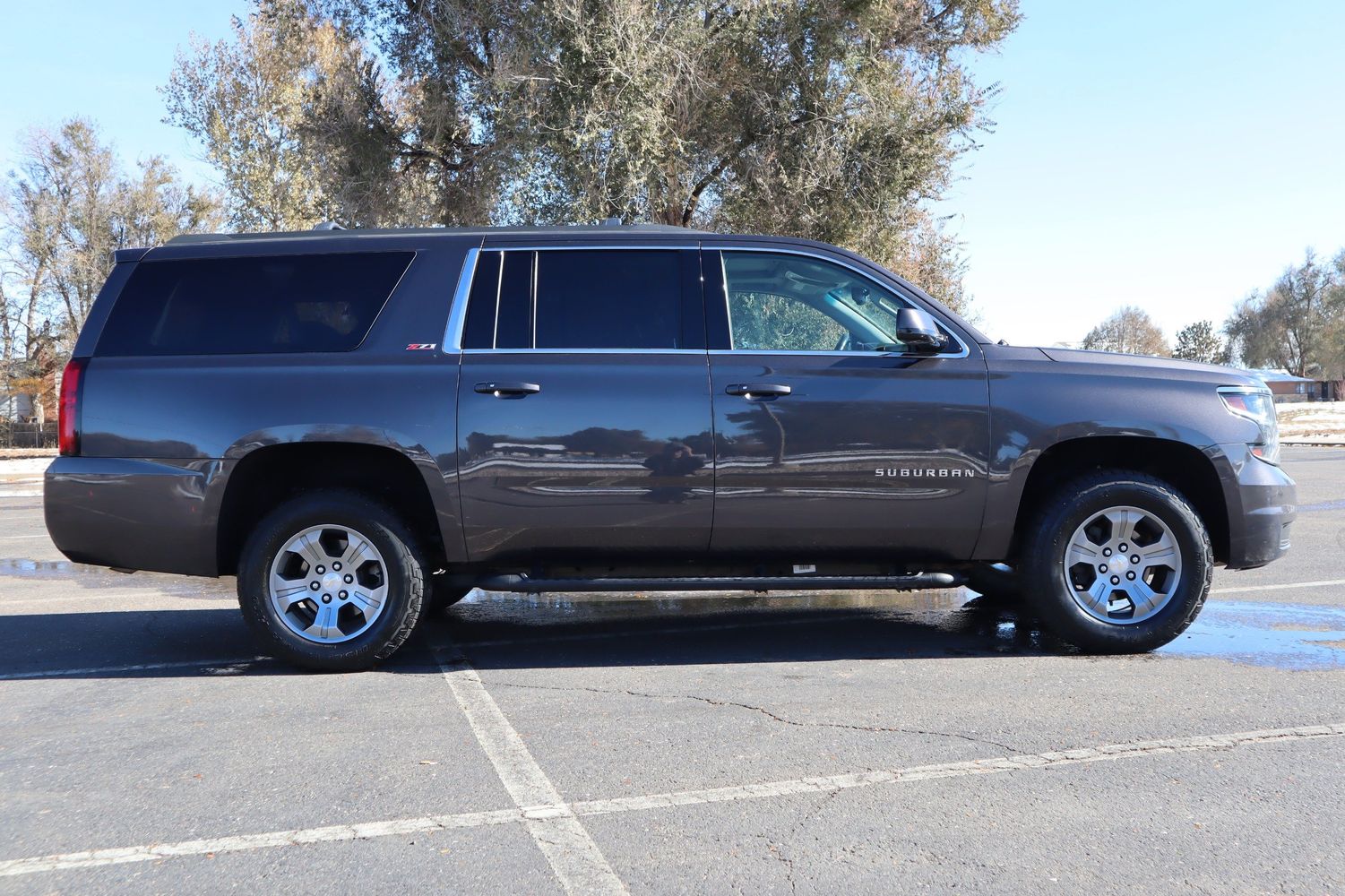 2017 Chevrolet Suburban LT 1500 | Victory Motors of Colorado