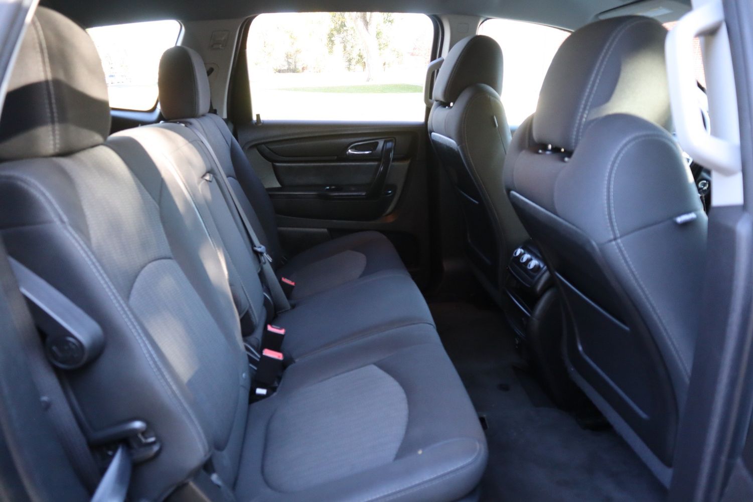 2016 Chevrolet Traverse LT | Victory Motors of Colorado