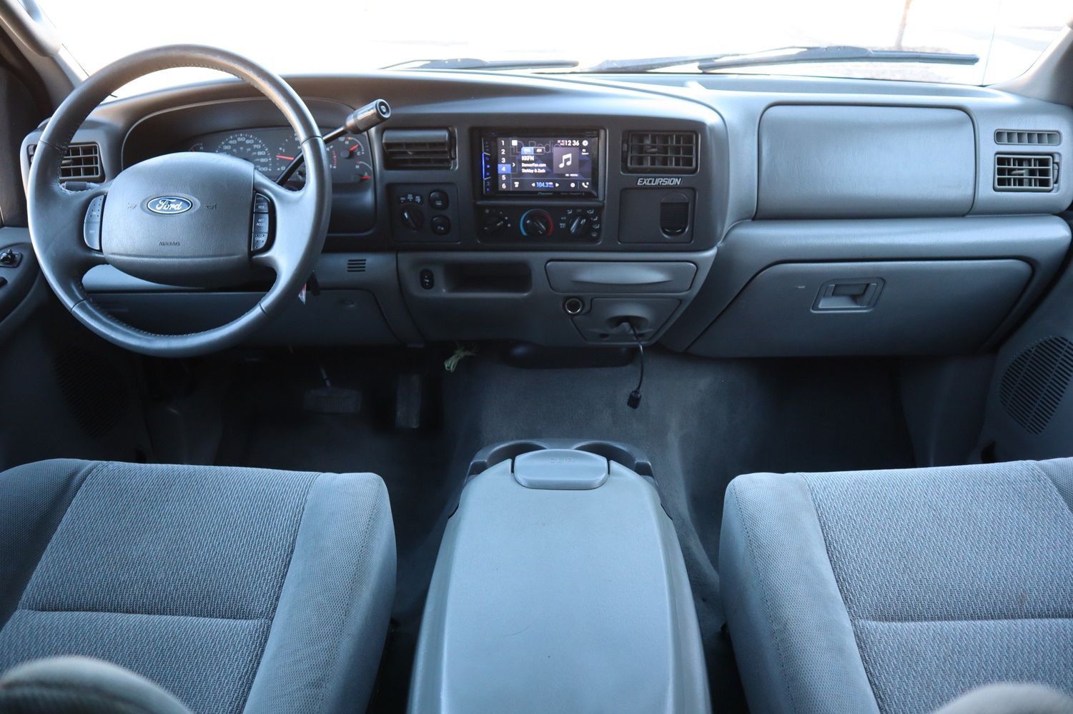 2004 Ford Excursion XLT | Victory Motors of Colorado