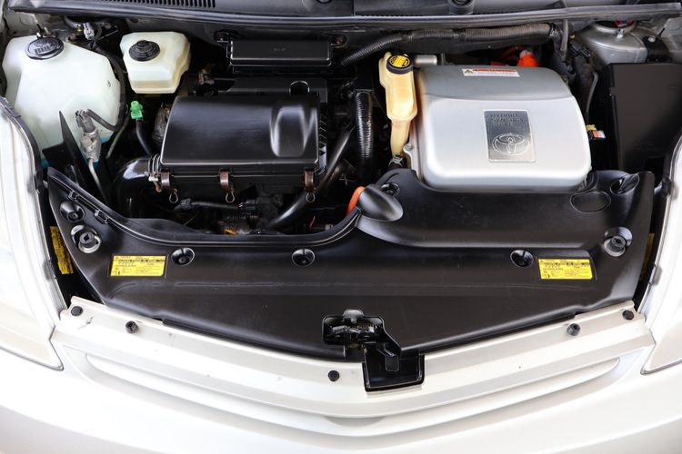 2005 Toyota Prius Base | Victory Motors of Colorado