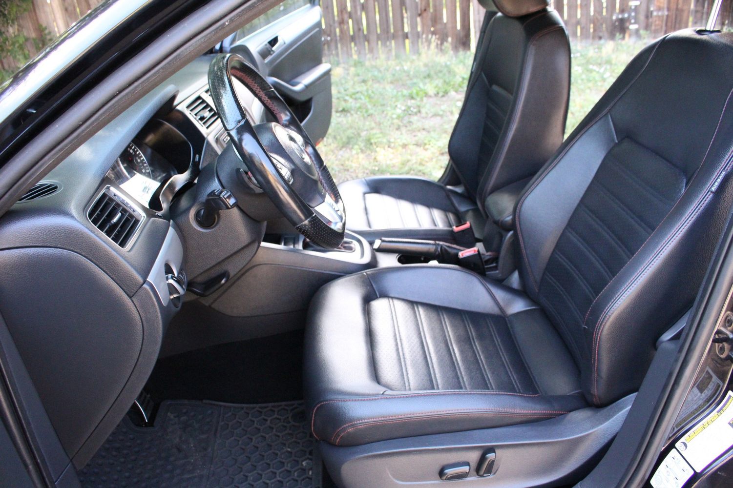 2013 Volkswagen Jetta GLI Autobahn PZEV | Victory Motors of Colorado