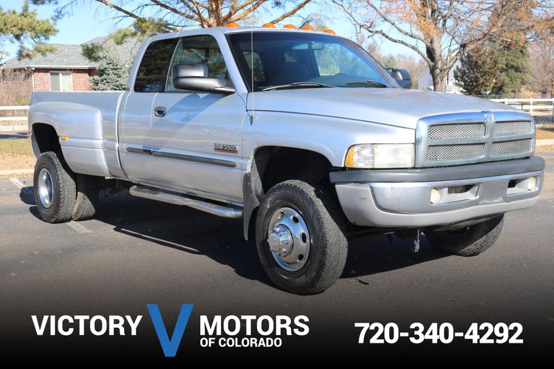 2002 Dodge Ram 3500 Photos