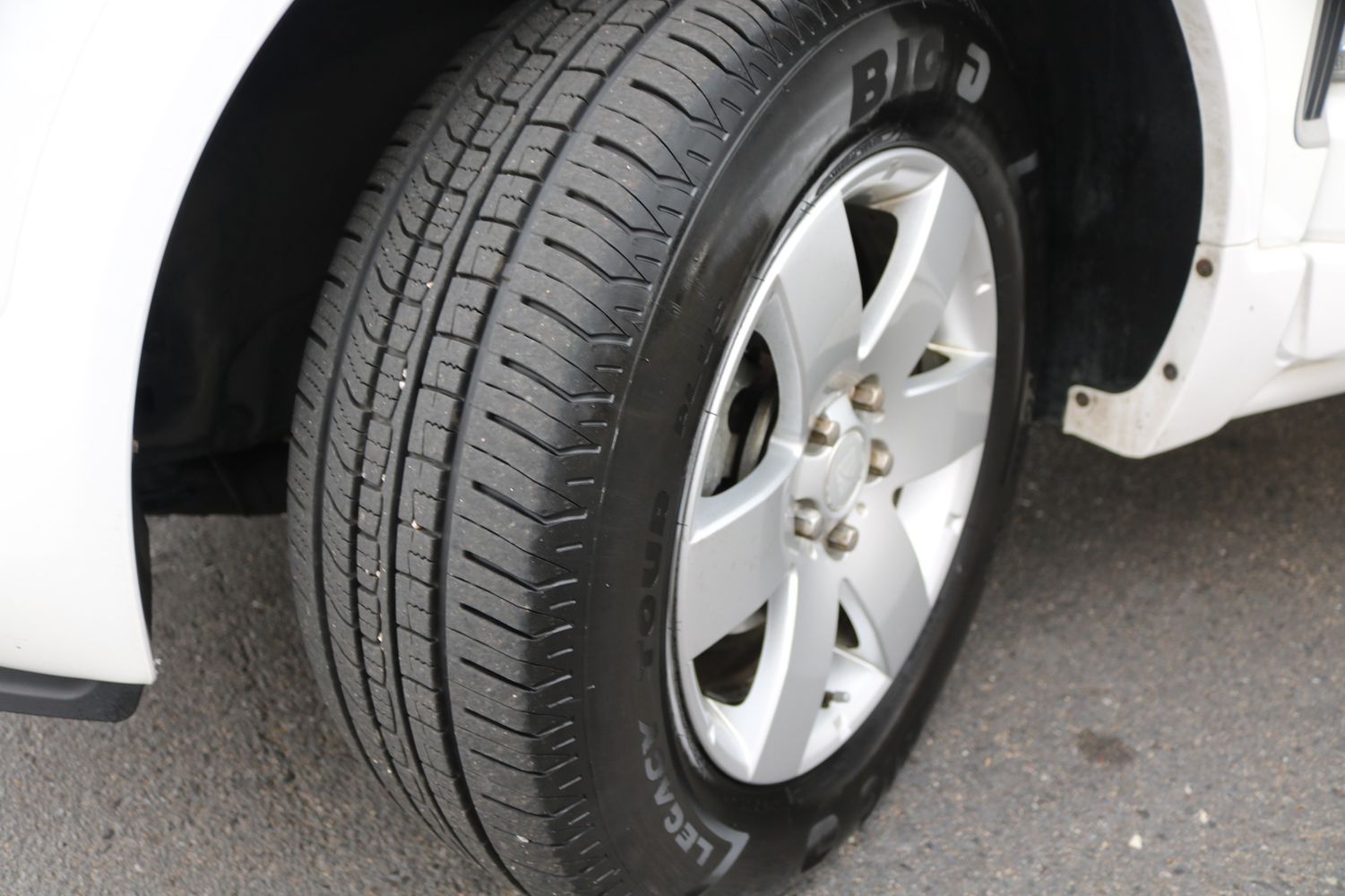 2008 Saturn Vue XR | Victory Motors of Colorado