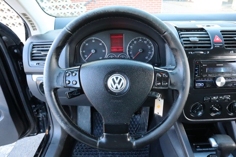 2006 Volkswagen Jetta Photos