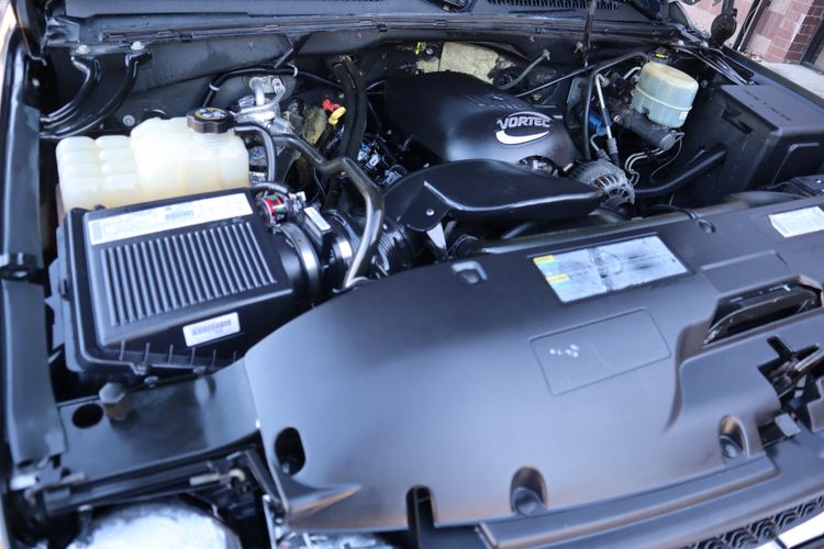 2002 Chevrolet Silverado 2500HD LT | Victory Motors of Colorado