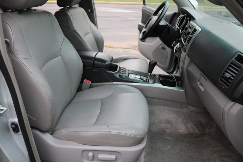 2004 Toyota 4Runner Photos