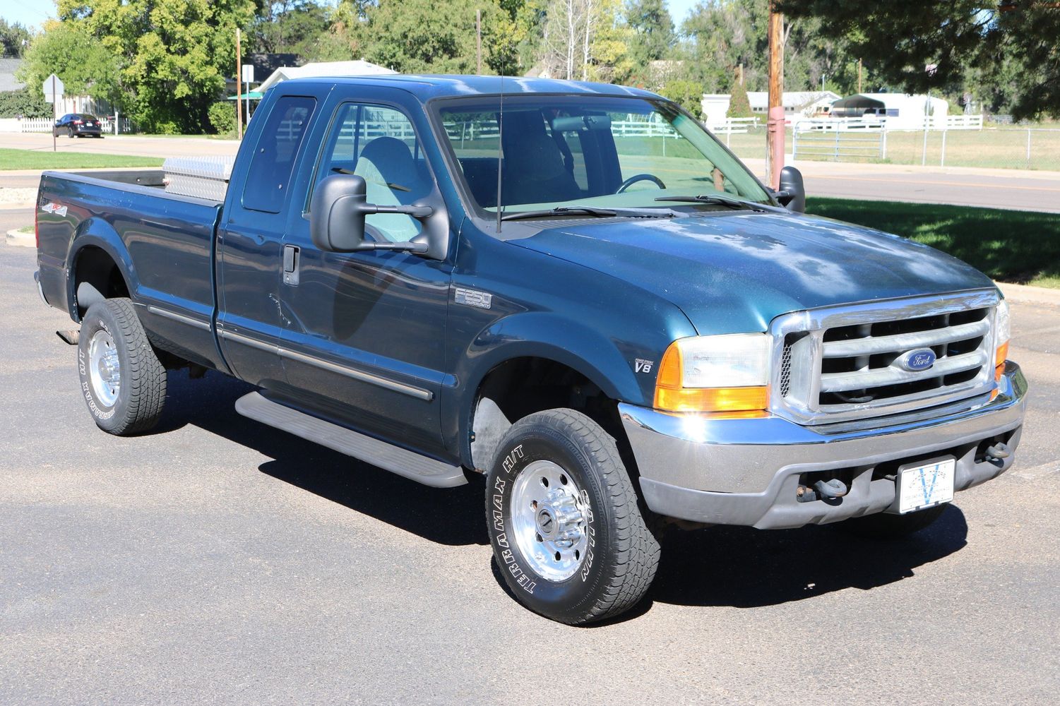 1999 Ford F-250 Super Duty XLT | Victory Motors of Colorado