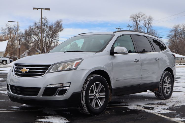 2016 Chevrolet Traverse LT | Victory Motors of Colorado