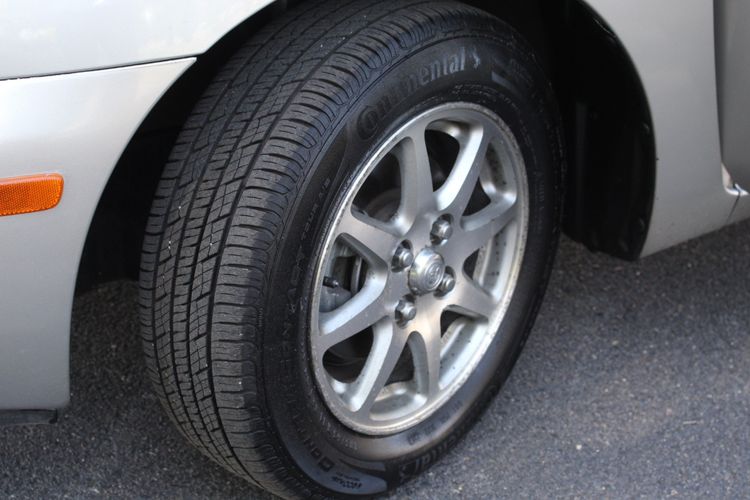 2001 Toyota Prius | Victory Motors of Colorado