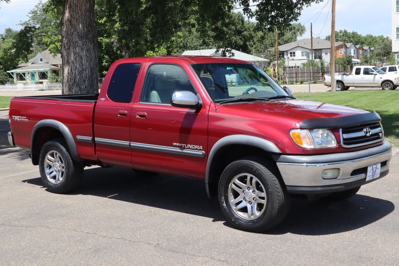 2000 Toyota Tundra Photos