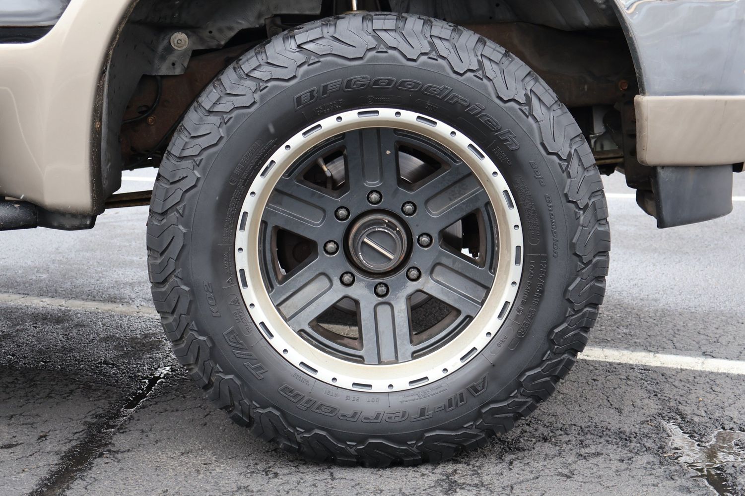 2001 Ford Excursion Limited | Victory Motors of Colorado