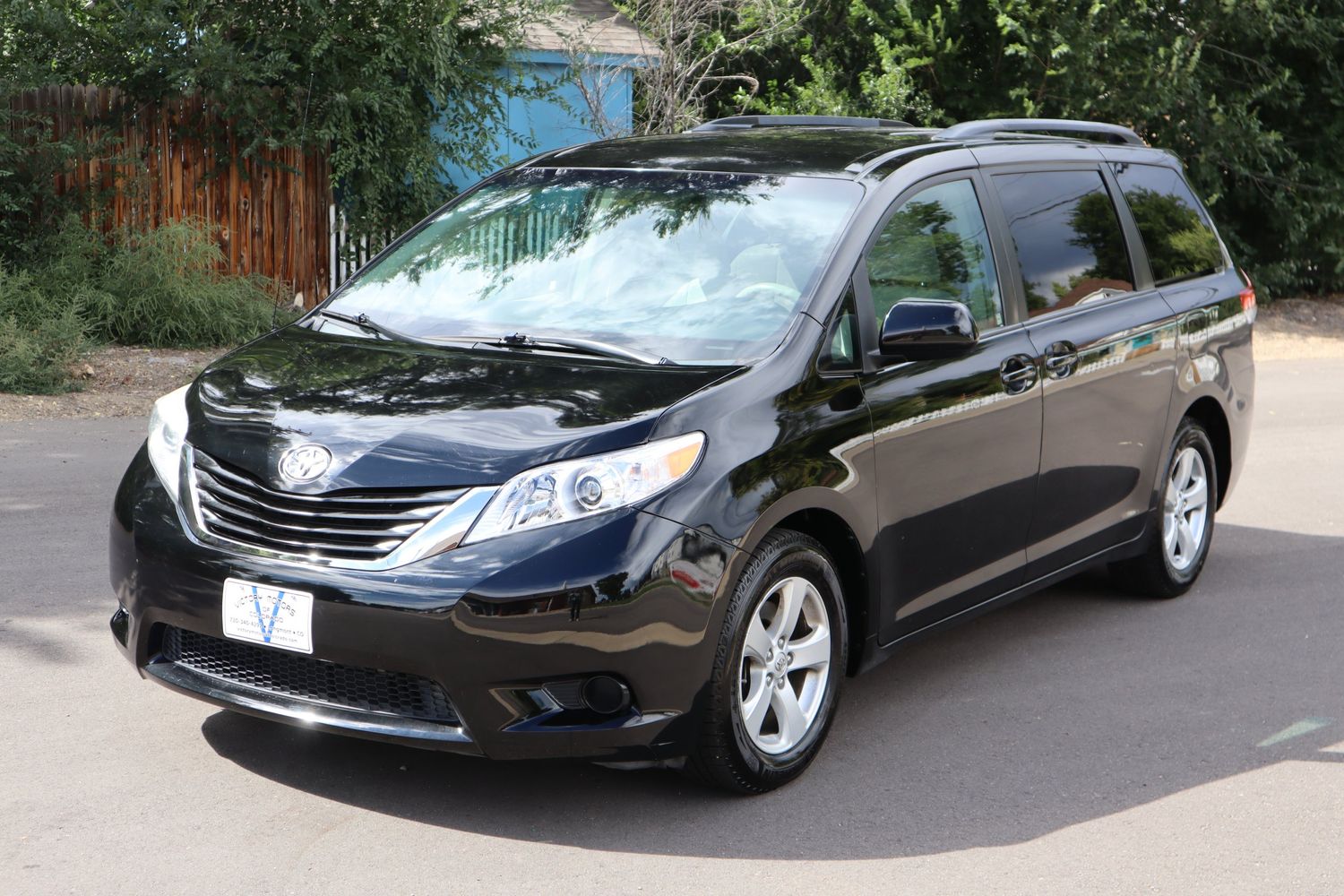 2012 Toyota Sienna LE 8-Passenger | Victory Motors of Colorado