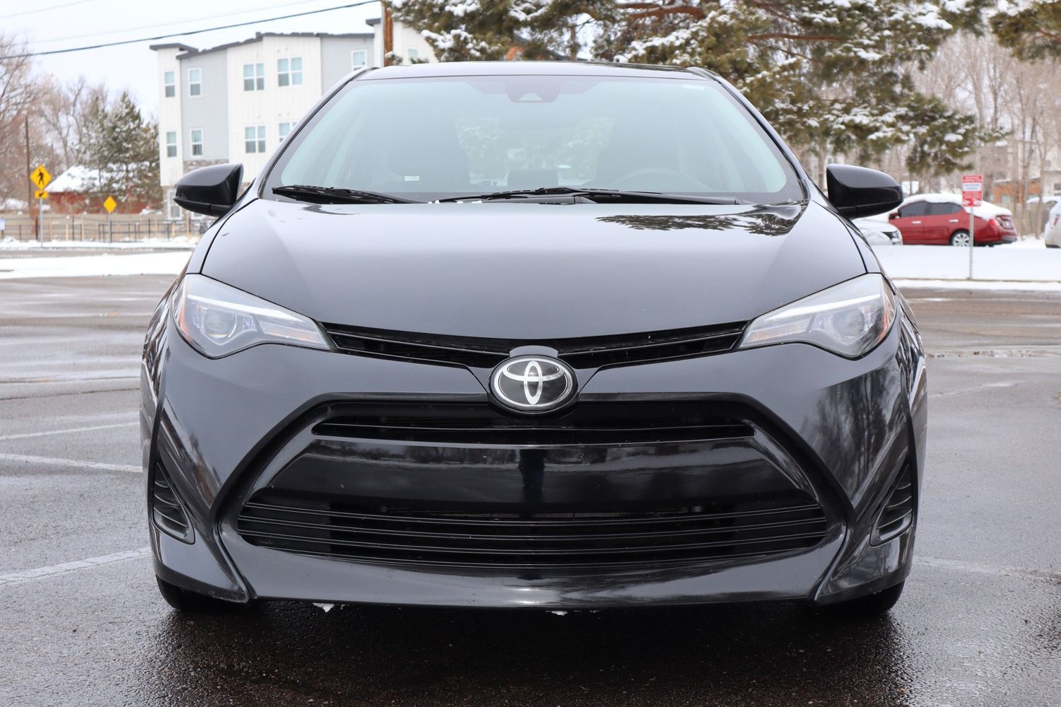 2018 Toyota Corolla LE | Victory Motors of Colorado
