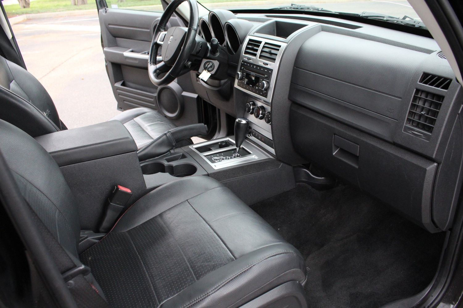 2007 Dodge Nitro R/T | Victory Motors of Colorado