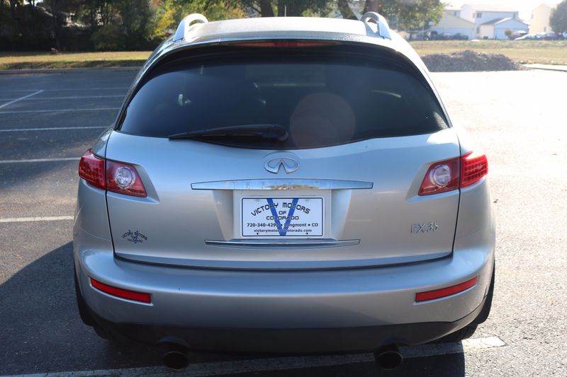 2004 Infiniti FX35 Photos