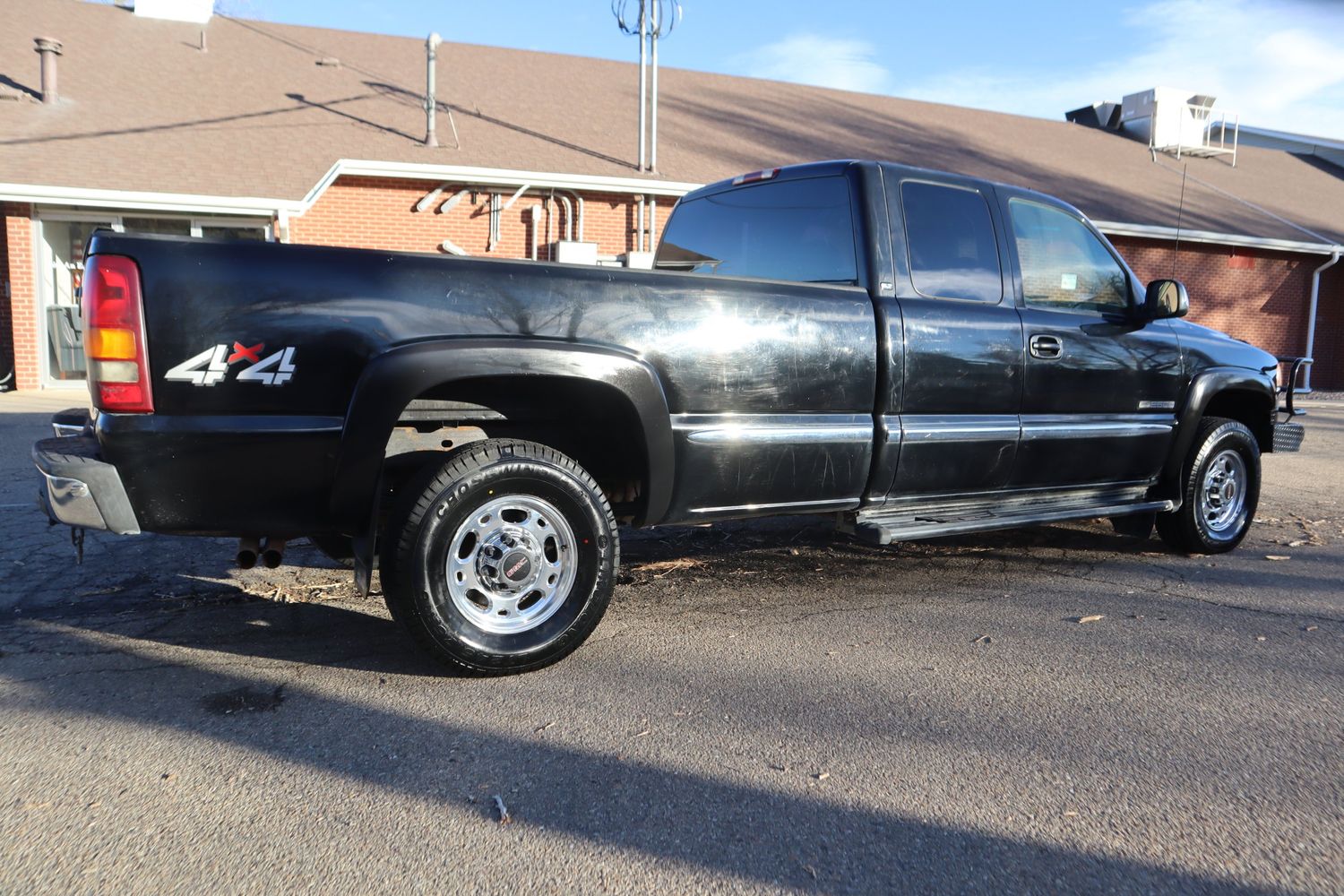 2000 GMC Sierra 2500 SLT | Victory Motors of Colorado