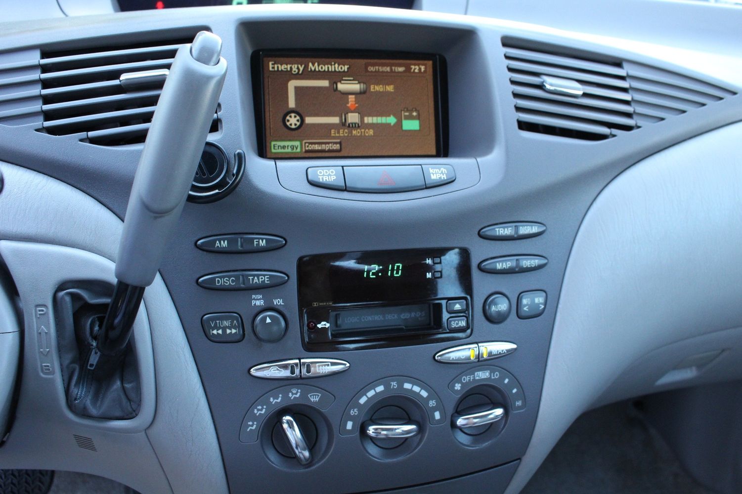 2001 Toyota Prius | Victory Motors of Colorado