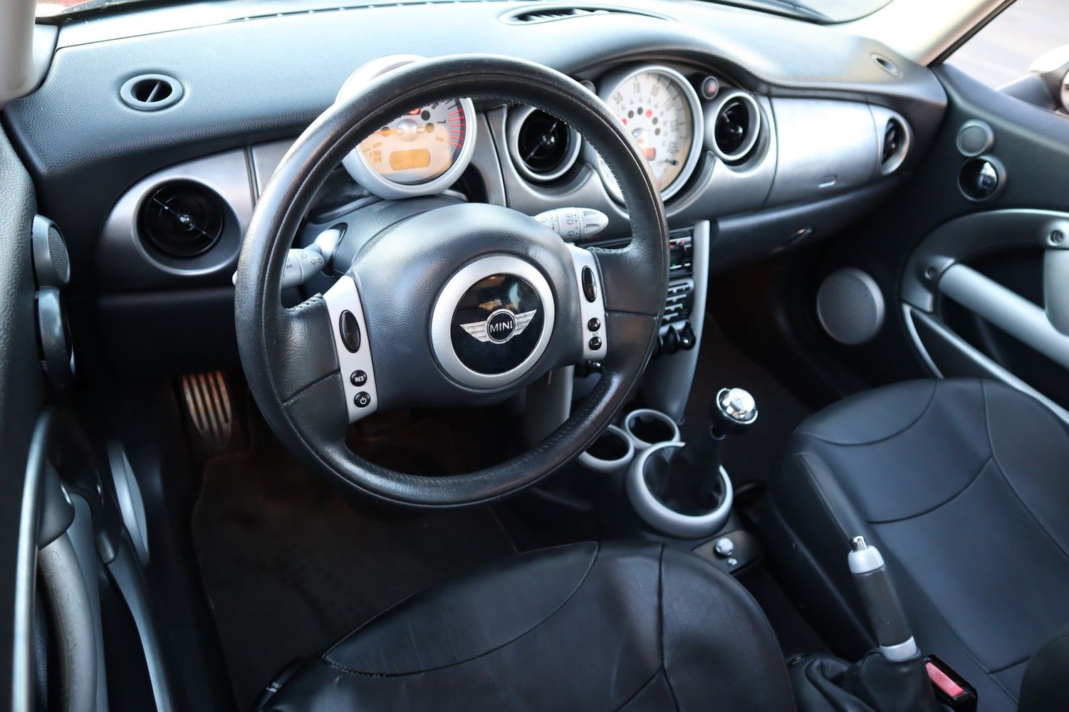 2002 MINI Cooper S | Victory Motors of Colorado