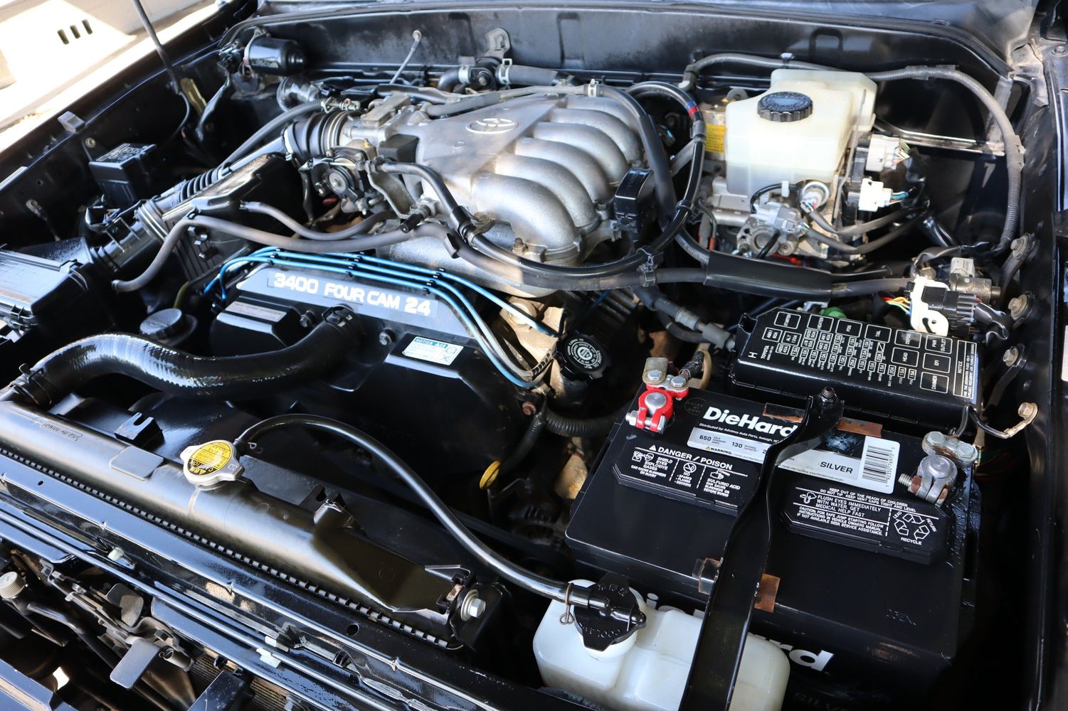 2001 Toyota 4Runner Limited | Victory Motors of Colorado