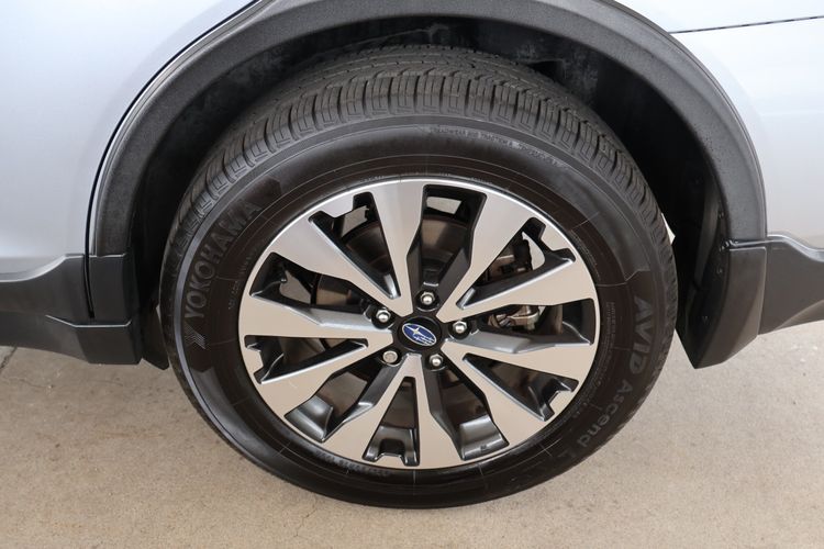 2016 Subaru Outback 3.6R Limited | Victory Motors of Colorado