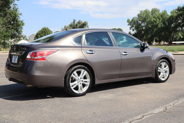 2013 Nissan Altima 3.5 SL | Victory Motors of Colorado