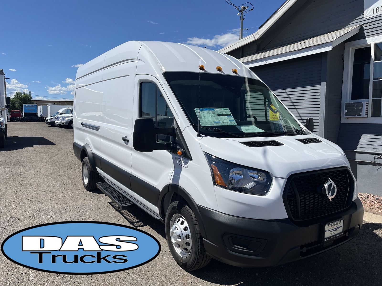 2022 Ford Transit 350 HD | DAS Trucks