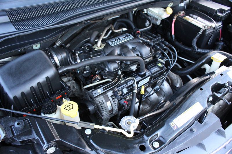 Exciting 2010 Chrysler Town And Country Engine Gallery