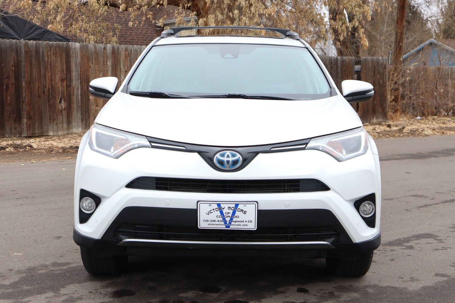 2017 Toyota RAV4 Hybrid XLE | Victory Motors of Colorado