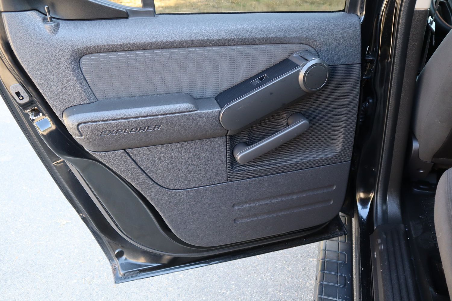 2009 Ford Explorer Sport Trac XLT | Victory Motors of Colorado