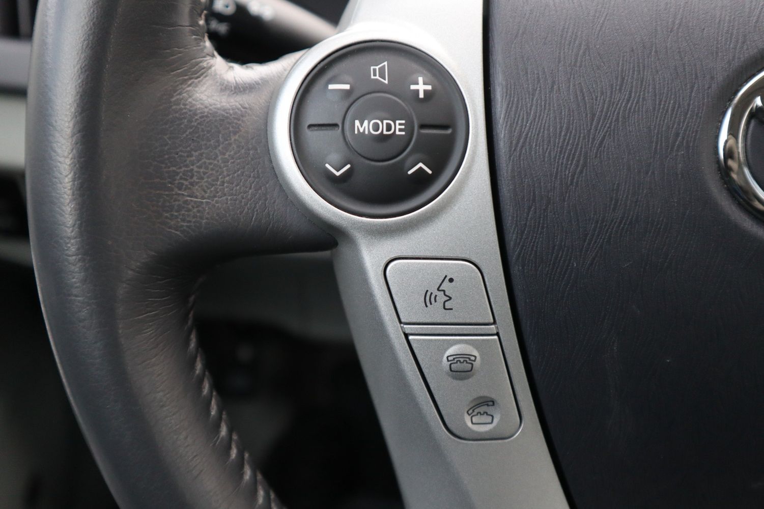 2010 Toyota Prius IV | Victory Motors of Colorado
