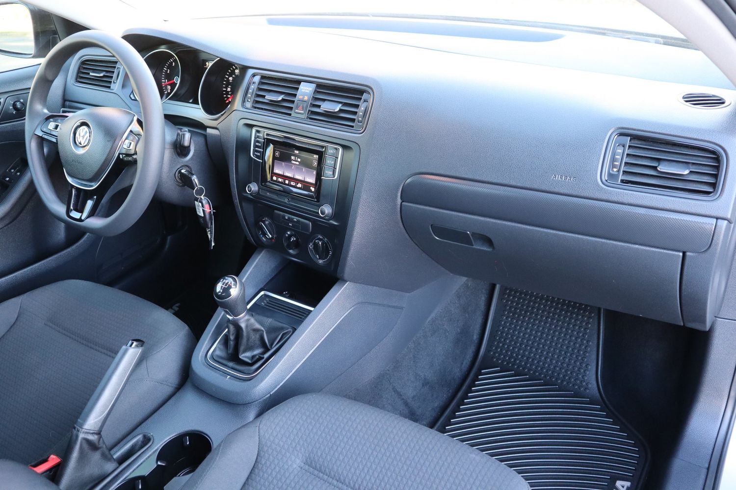 2016 Volkswagen Jetta 1.4T S | Victory Motors of Colorado
