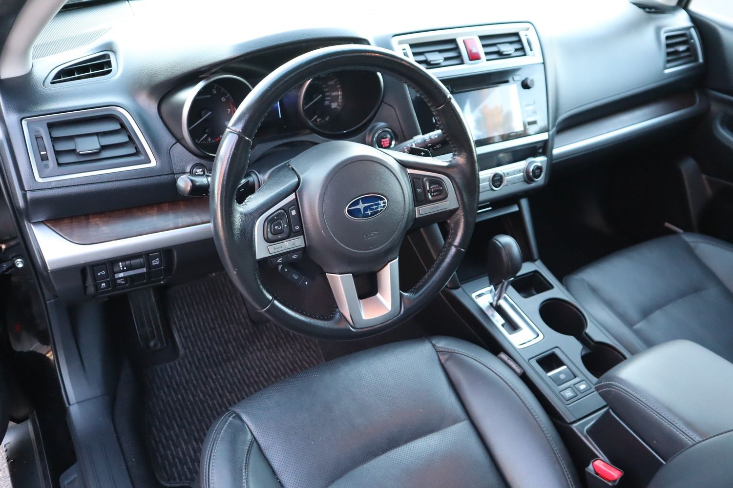 2015 Subaru Outback 3.6R Limited | Victory Motors of Colorado