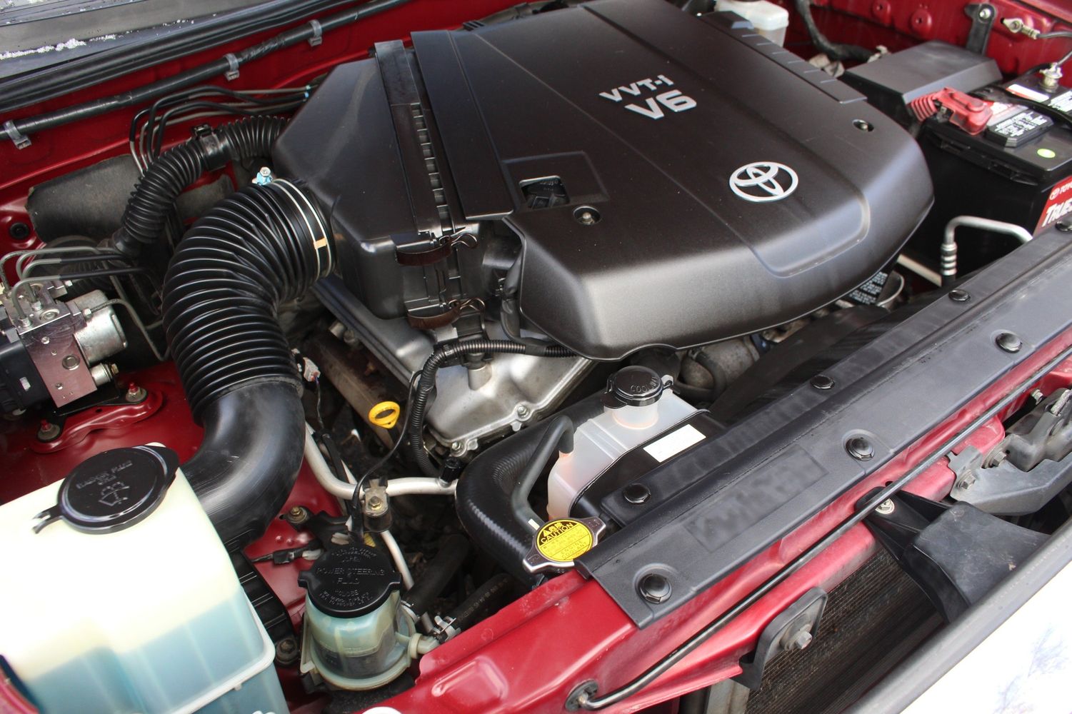 2005 Toyota Tacoma PreRunner V6 | Victory Motors of Colorado