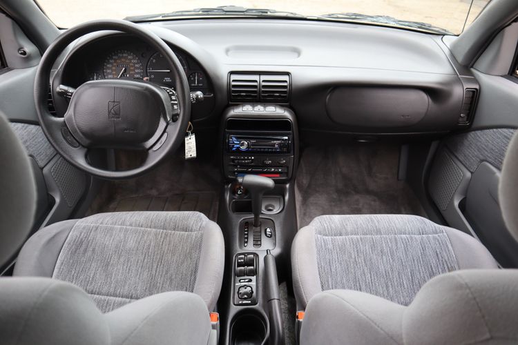 1995 Saturn S-Series SL2 | Victory Motors of Colorado