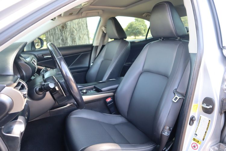 2016 Lexus IS 300 Base | Victory Motors of Colorado
