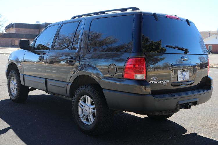 2005 Ford Expedition XLT | Victory Motors of Colorado