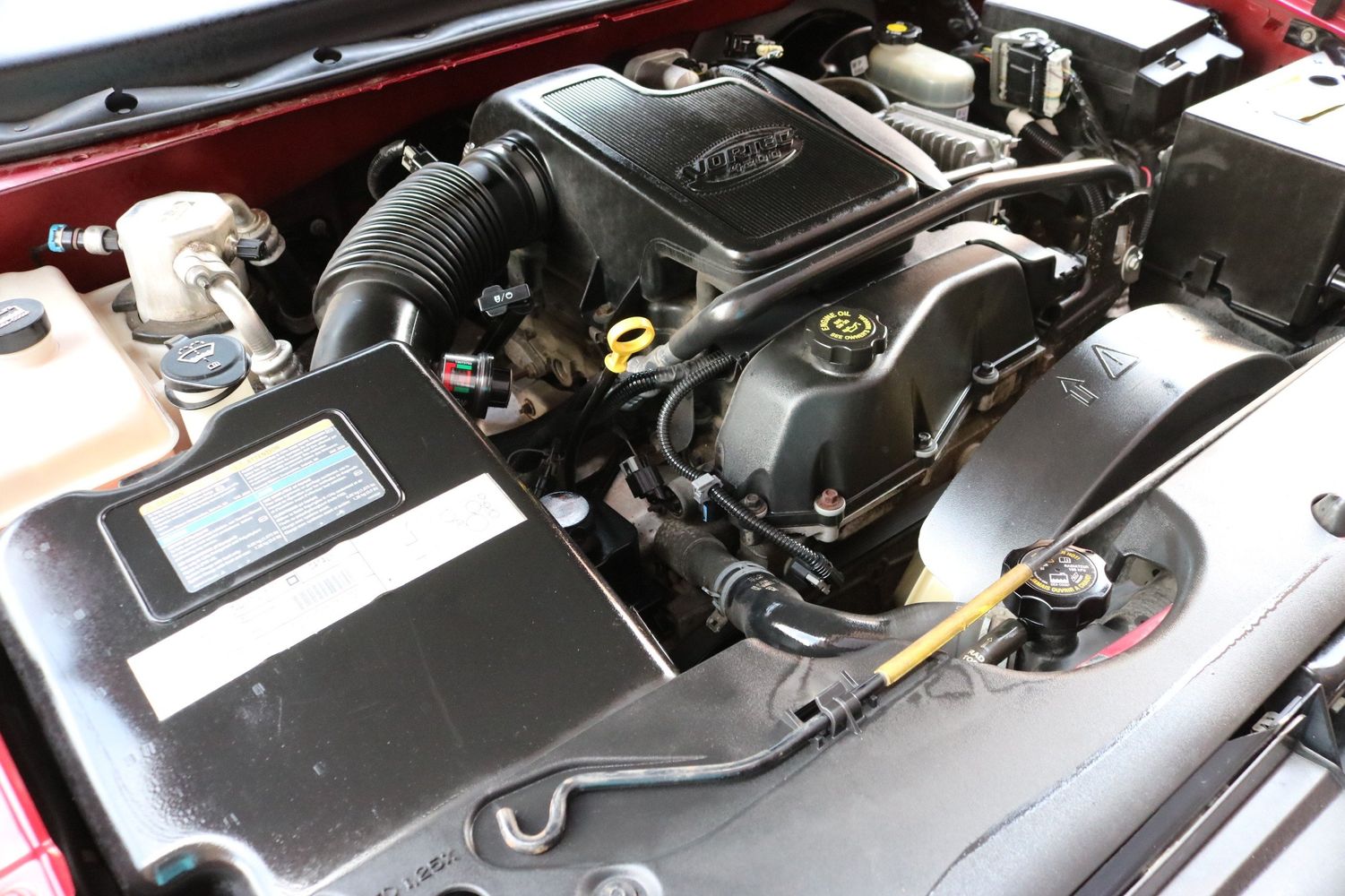 2002 GMC Envoy SLE | Victory Motors of Colorado