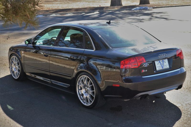 2007 Audi S4 Photos