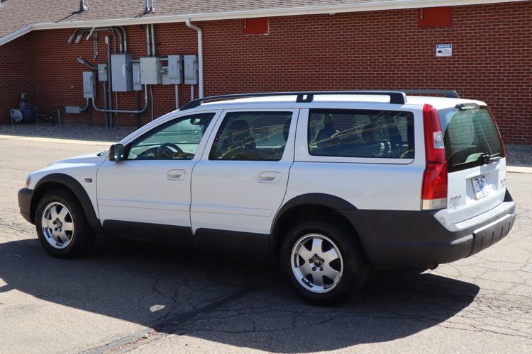 2004 Volvo XC70 Base | Victory Motors of Colorado
